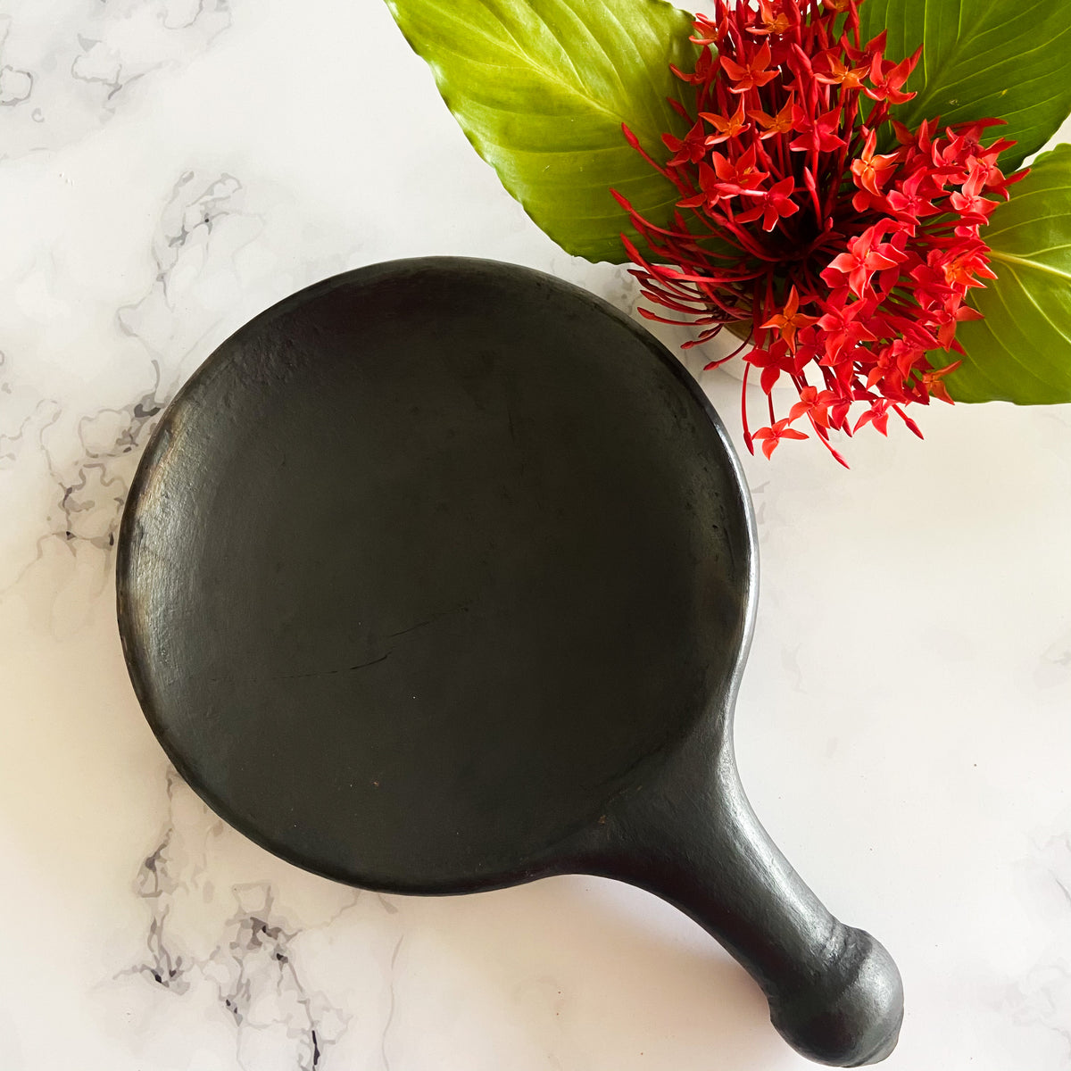 Blackened Clay Roti Tawa – Curated Products Private Limited